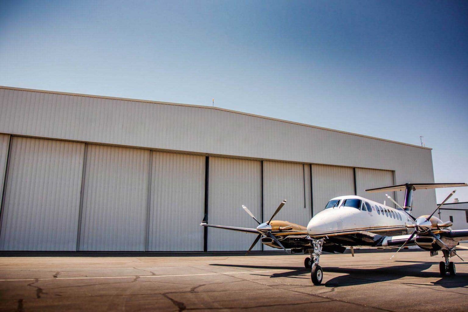 Private Jet Hangars for Sale in Los Angeles | JetCenterLA